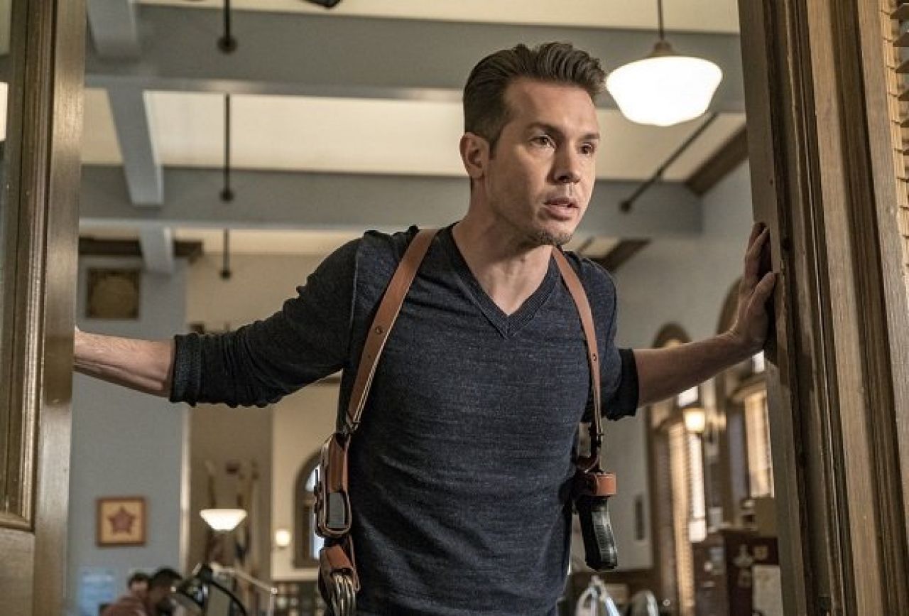Jon Seda powraca do obsady Chicago PD. Wystąpi w 5. sezonie