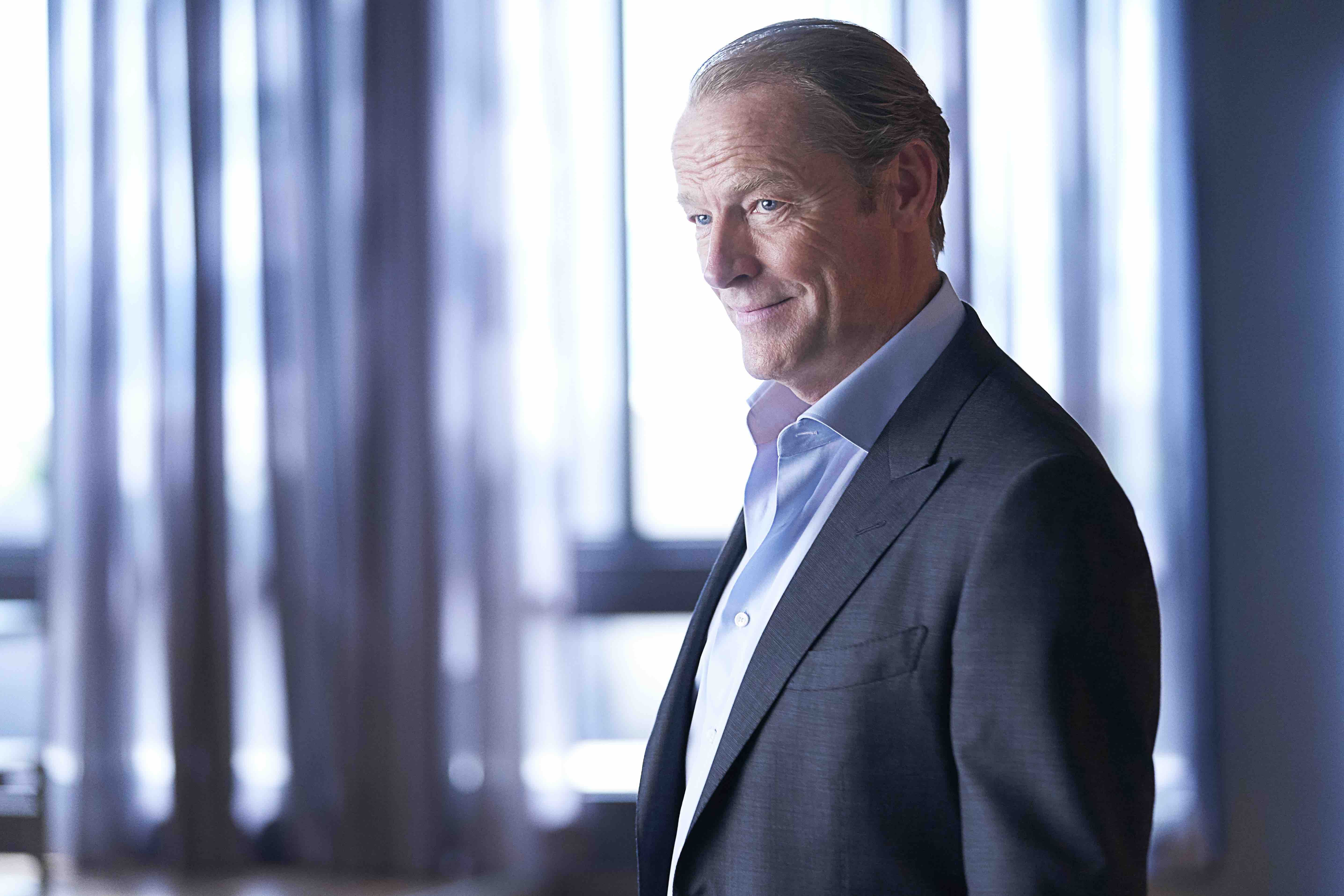 Titans - Bruce Wayne wraca z większą rolą. Zdjęcia z kolejnego odcinka