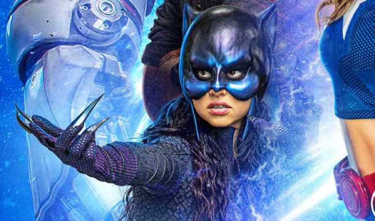 Stargirl - oto Wildcat. Szkic koncepcyjny ujawnia szczegóły kostiumu