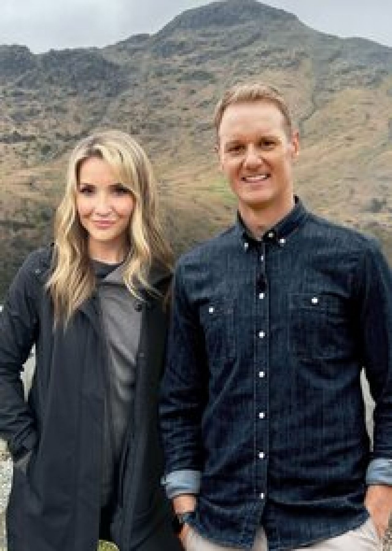 Dan & Helen's Pennine Adventure - serial - naEKRANIE.pl