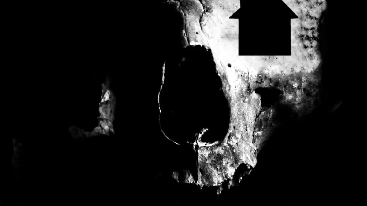 Ghost House: A Haunting (2018)