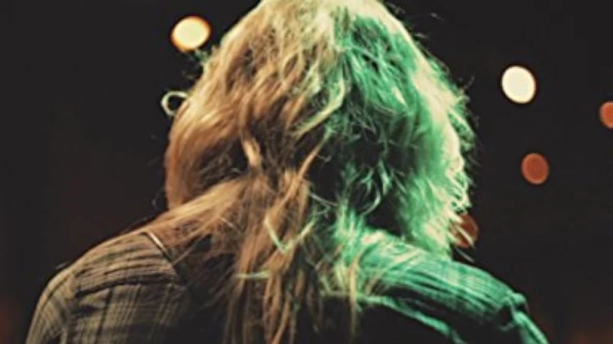 Bright Shadow - naEKRANIE.pl