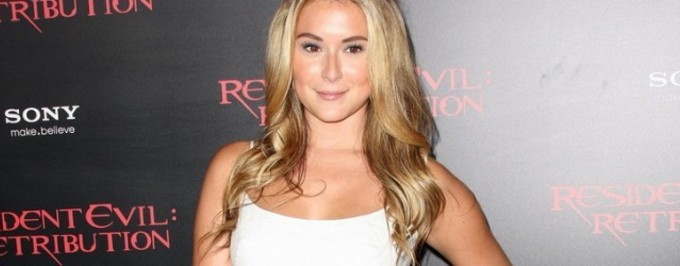 Seksowna Alexa Vega na zdjęciu z „Machete Kills”