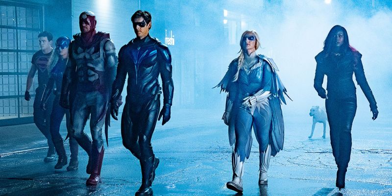 Titans - Arkham Asylum na nowych zdjęciach z planu 3. sezonu serialu