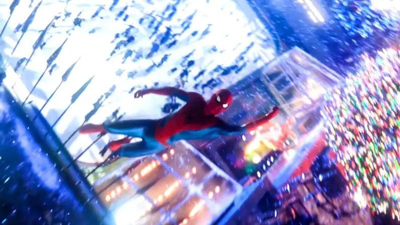 Spider-Man: No Way Home - figurka pokazuje finałowy kostium Pajączka ...