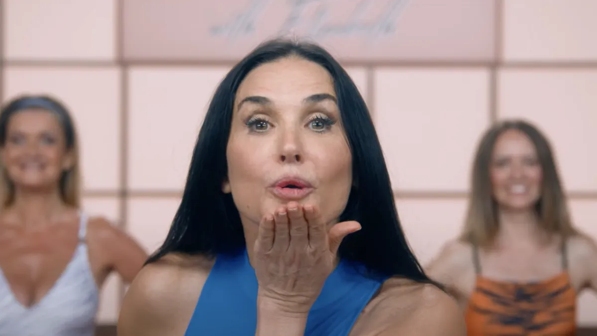 Substancja (2024) - naEKRANIE.pl